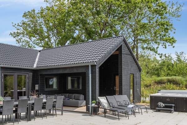 Henne Strand, Henne/Houstrup, Sommerhus 55746, 20 personer